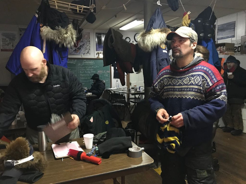 hugh_neff_eagle_02_xl - Blue Blog